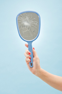 Mirrors in Literature and Superstition | HowStuffWorks