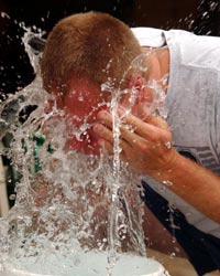 Pepper Spray Treatment | HowStuffWorks