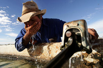 How Ranch Hands Work | MapQuest Travel