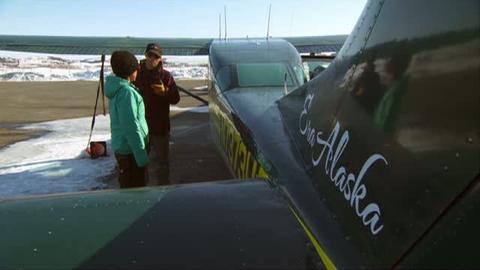 Flying Wild Alaska: Ariel Takes to the Skies - HowStuffWorks Video