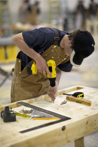 Do we work harder when we're paid hourly? | HowStuffWorks